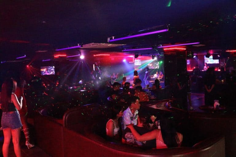 Where to Party in Manila, Nightlife in Manila - Just In Travel